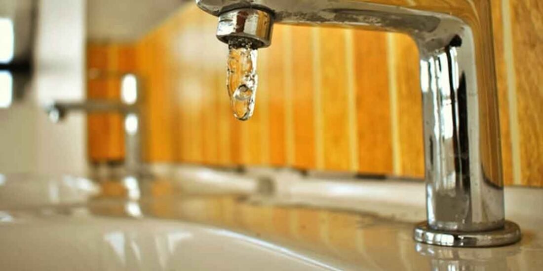 How Landlords Can Prevent Rust on Rental Fixtures - Ecomuch